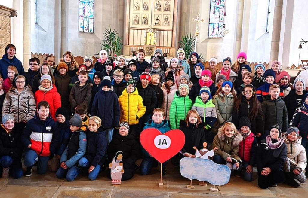 Sonntag wird in Waldkirchen Erstkommunion gefeiert