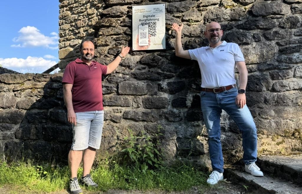 Geschichte dank QR-Codes erleben: Auf der Burg Altnußberg gibt’s nun ...