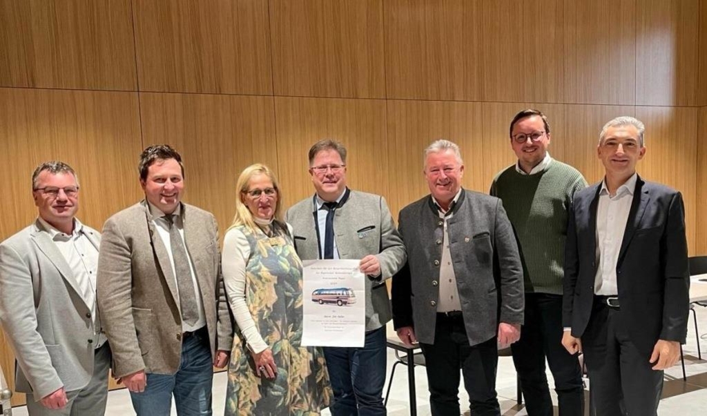 Walter Nirschl führt Gemeindetag im Landkreis Regen