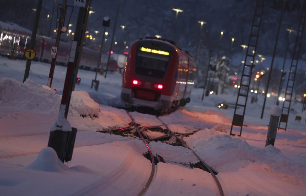 Bahn-Chaos wegen Schnee und Eis: Ein Strukturproblem?
