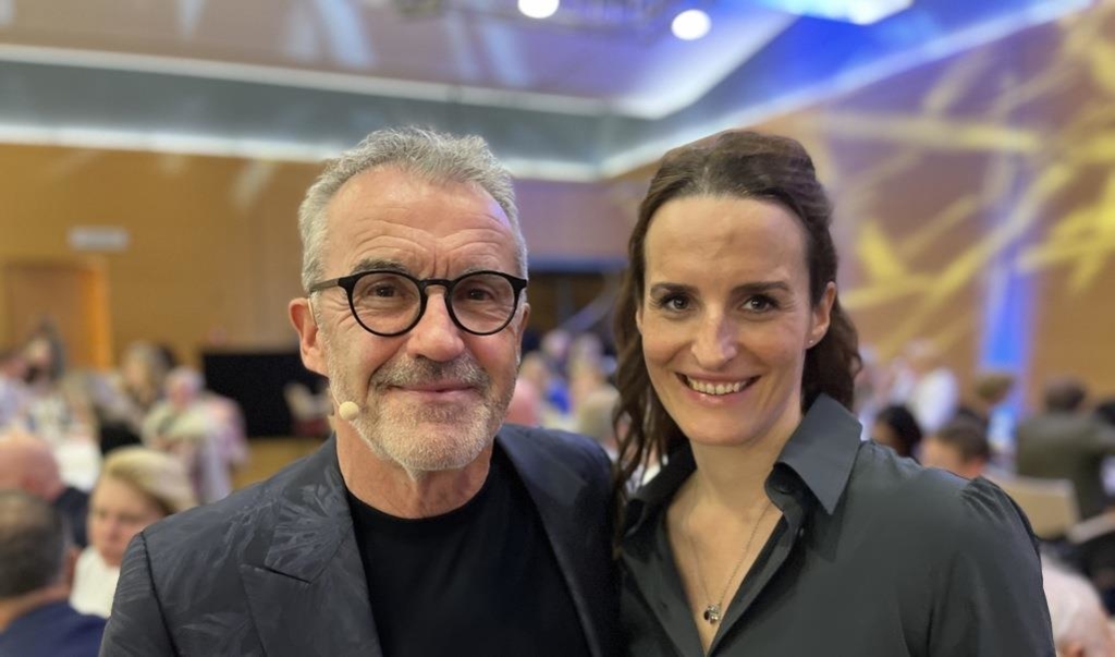 Steuerberater Franz Xaver Kirschner übergibt an seine Tochter und ...