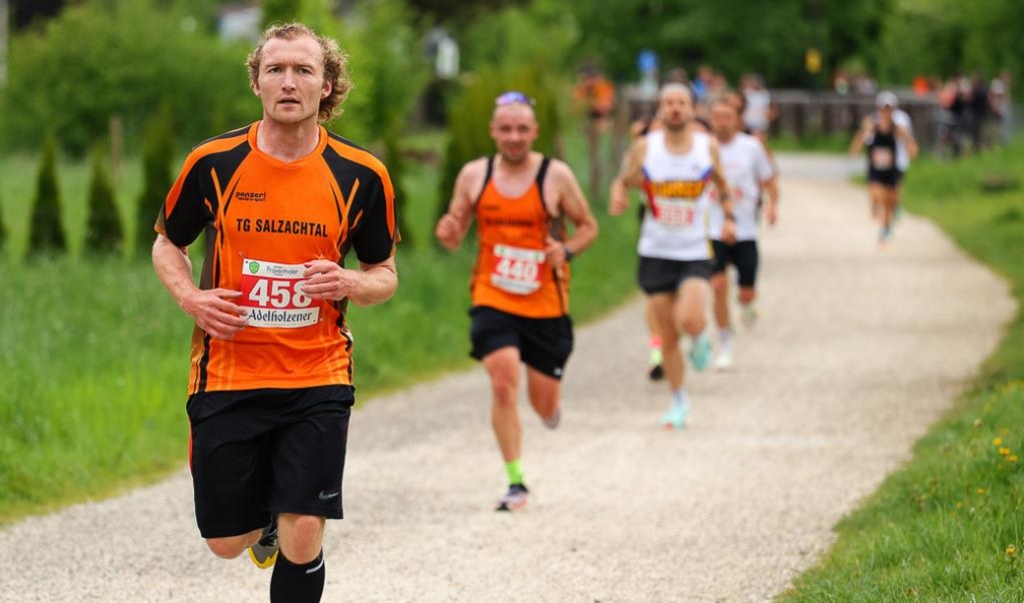 Jessica Wedel und Simon Kugler lassen die Konkurrenz hinter sich