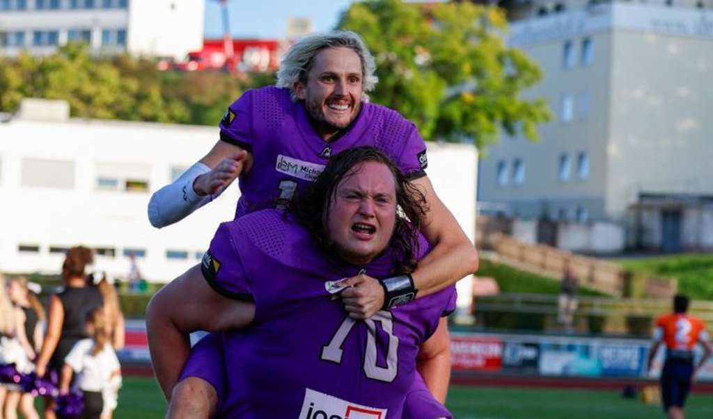 1000 Fans feiern Football-Party in Passau: Bilder rund um den Pirates ...