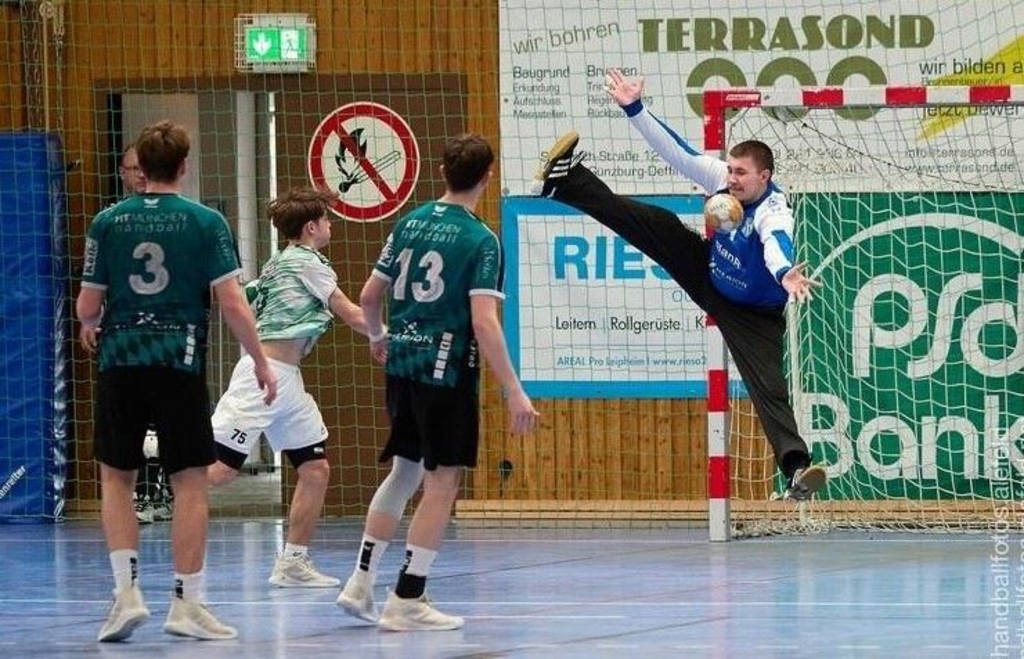 Becirovic und Uzicanin steigen mit HT München in die B-Jugend ...