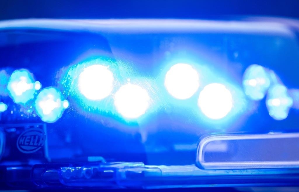 Polizei sucht Zeugen nach schwerem Motorradunfall nahe Chieming