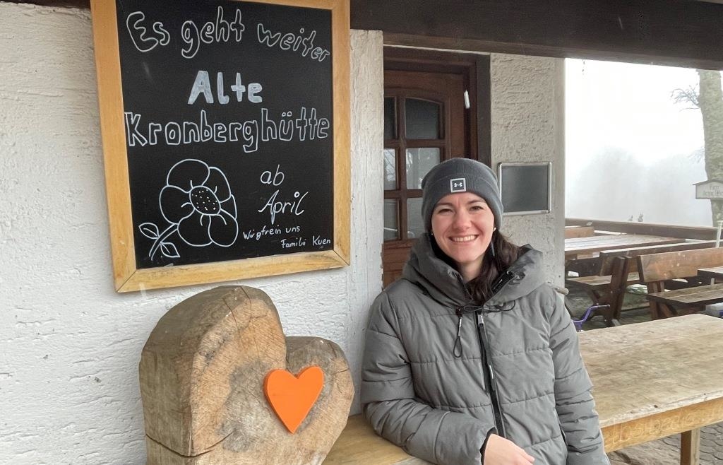 Alte Kronberghütte in Viechtach: Die Pächter Monika und Peter Kuen ...