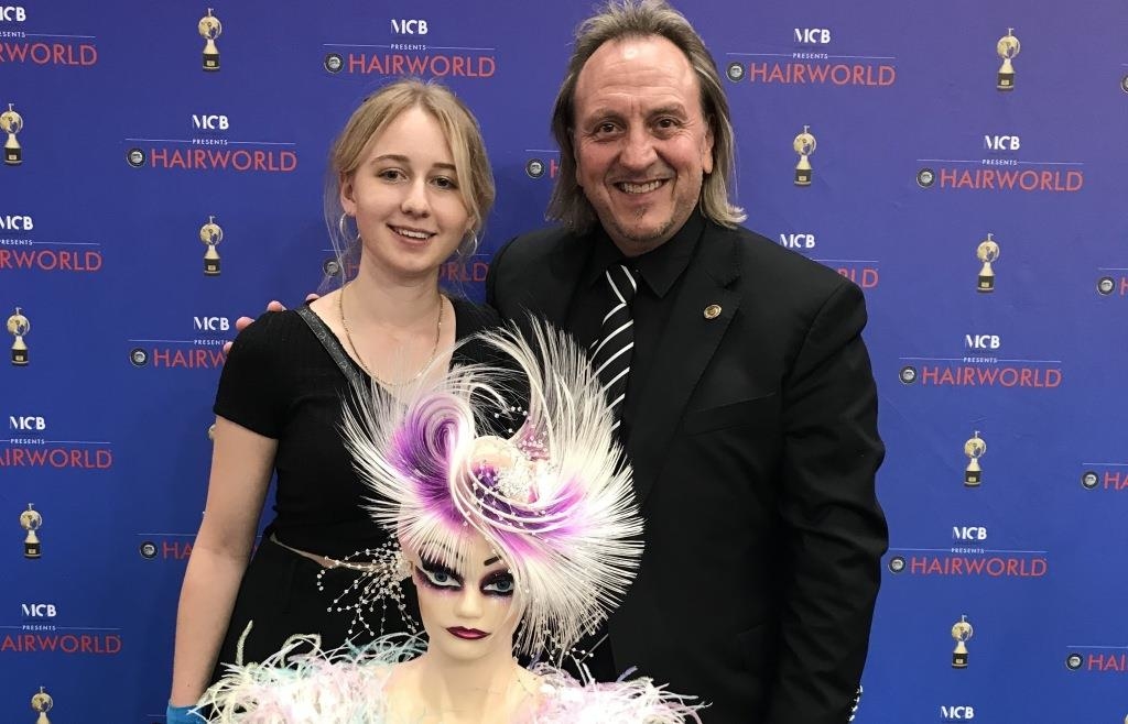 Reichenhallerin Alice Moser (19) erreicht bei WM der Friseure in Paris ...