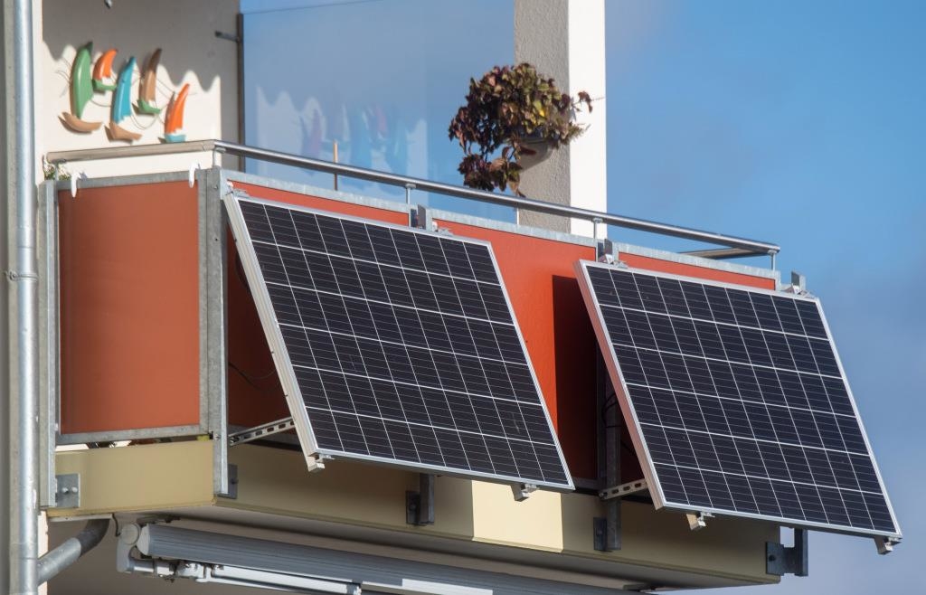 Balkonkraftwerke: Ein Experte erklärt, was zu beachten ist