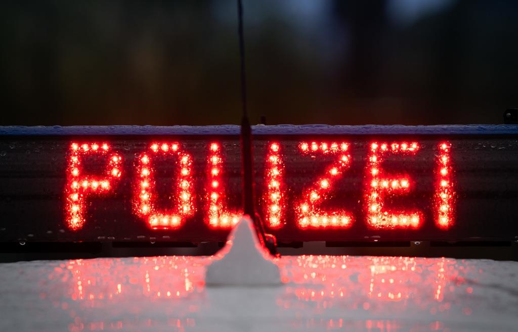 Lkw-Unfall auf A93 bei Bad Abbach – Bergung dauert mehrere Stunden