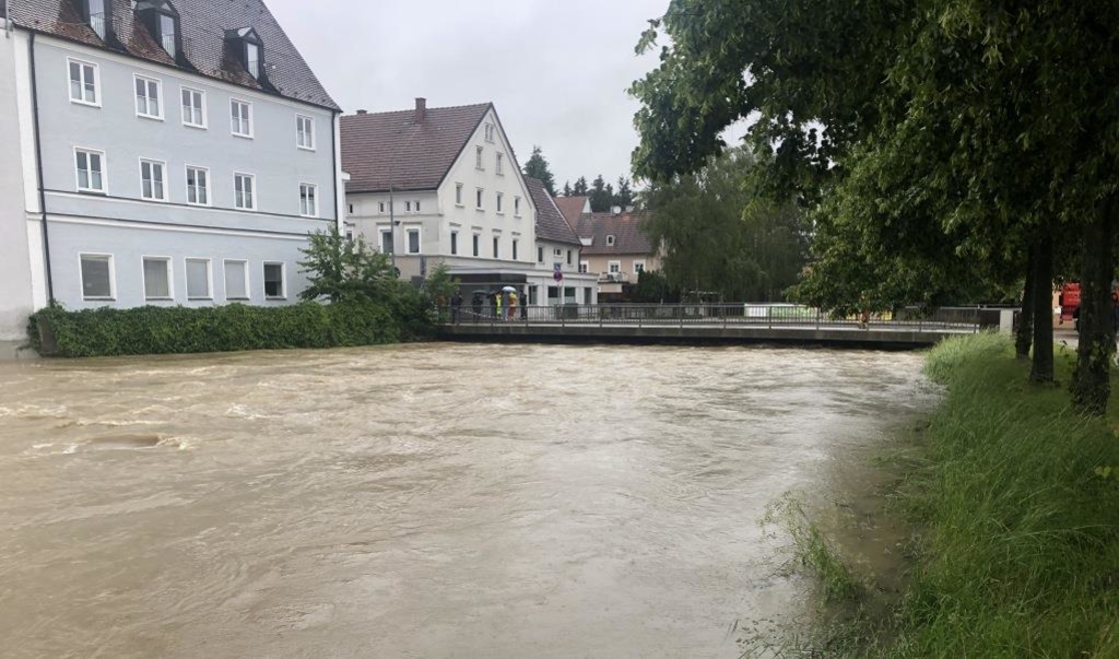 Hochwasser im Landkreis Kelheim: Donau und Abens steigen bedrohlich an