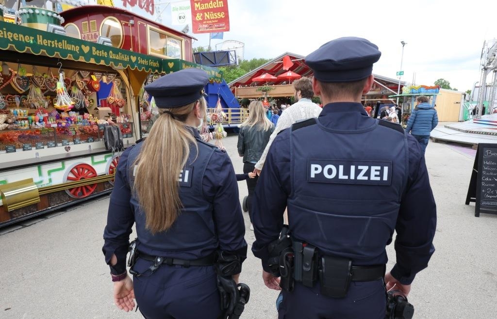 Diebstähle, Joint und Messerattacke: Polizei Passau zieht Maidult-Bilanz