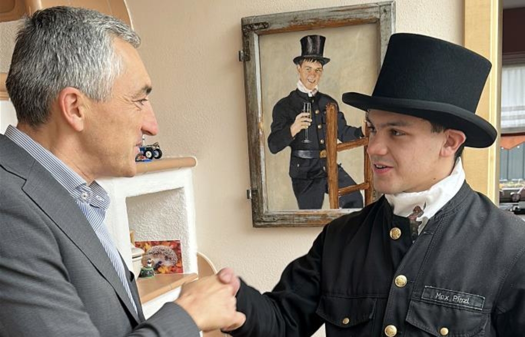 Bester Kaminkehrer Deutschlands: Landrat gratuliert Viechtacher ...