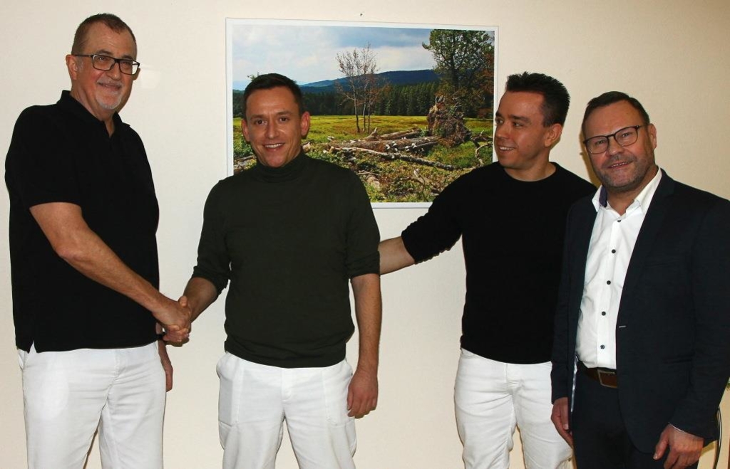 Dr. Erwin Ging übergibt an Dr. Johannes Klein