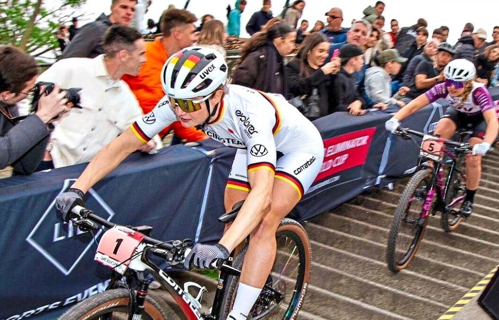 Triumph unter dem Eiffelturm: „Ein geiles Gefühl“ – Mountainbikerin ...