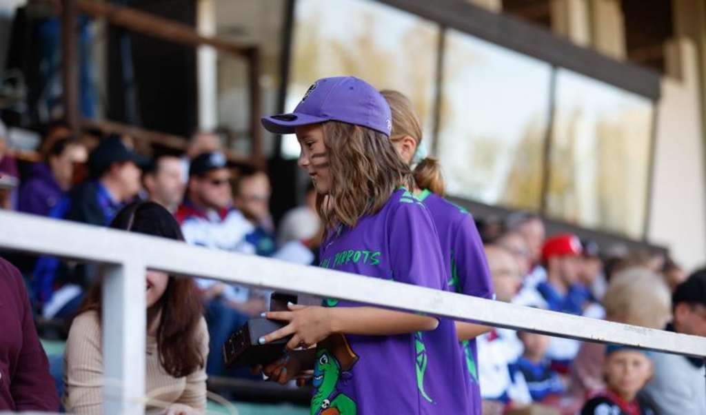 1000 Fans feiern Football-Party in Passau: Bilder rund um den Pirates ...