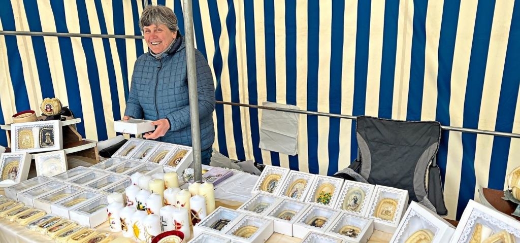 Kittelschürzen, Spielzeug, Pavesen: Viel los am Wachsmarkt