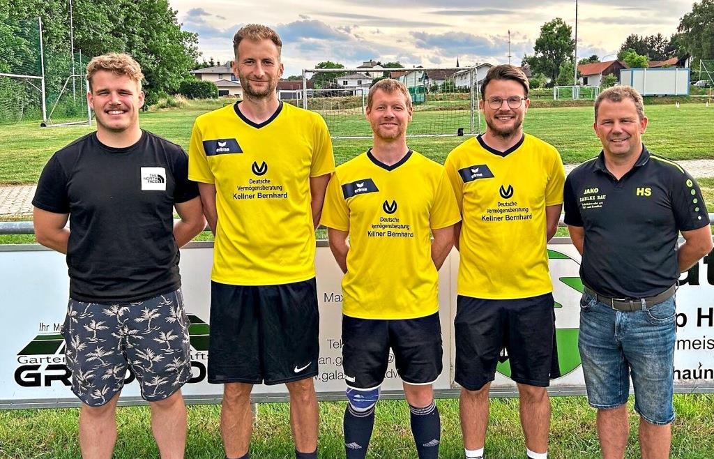 Neues Trainer-Trio bei SG Höcking/Ganacker: Baumgartner/Friebel ...