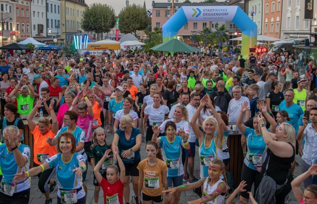 Fotos und Video: Das war Nightrun & Beats in Deggendorf