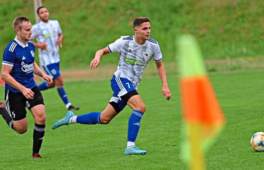 „Die erste Zeit war hart“: Jonas Bumberger hat den Sprung aus der A ...