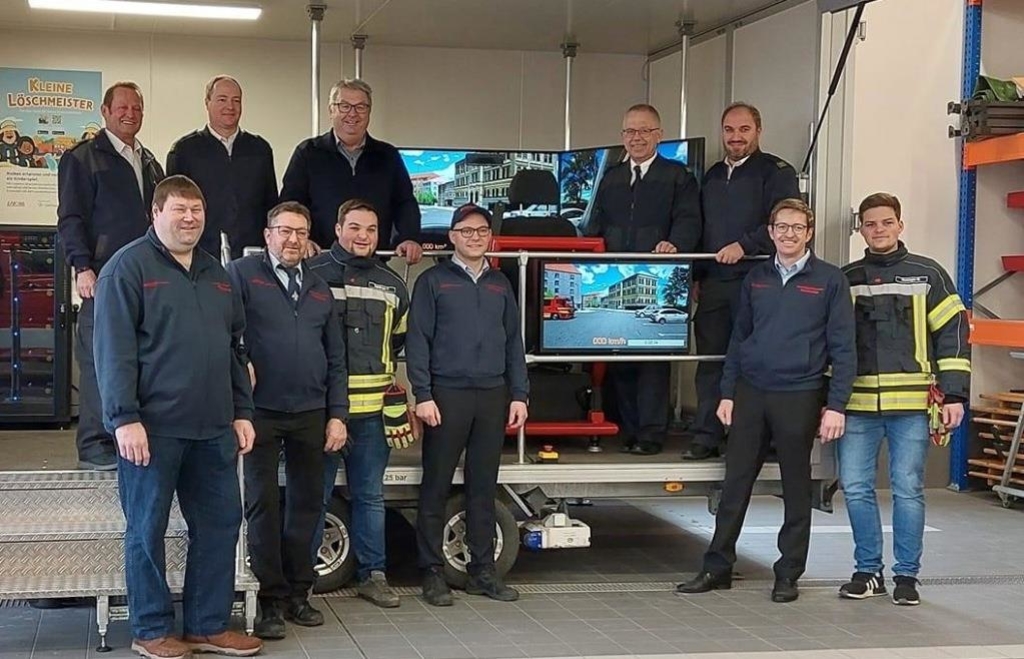 Ausbildung am Simulator: Ernstfall-Fahrtraining der Feuerwehren
