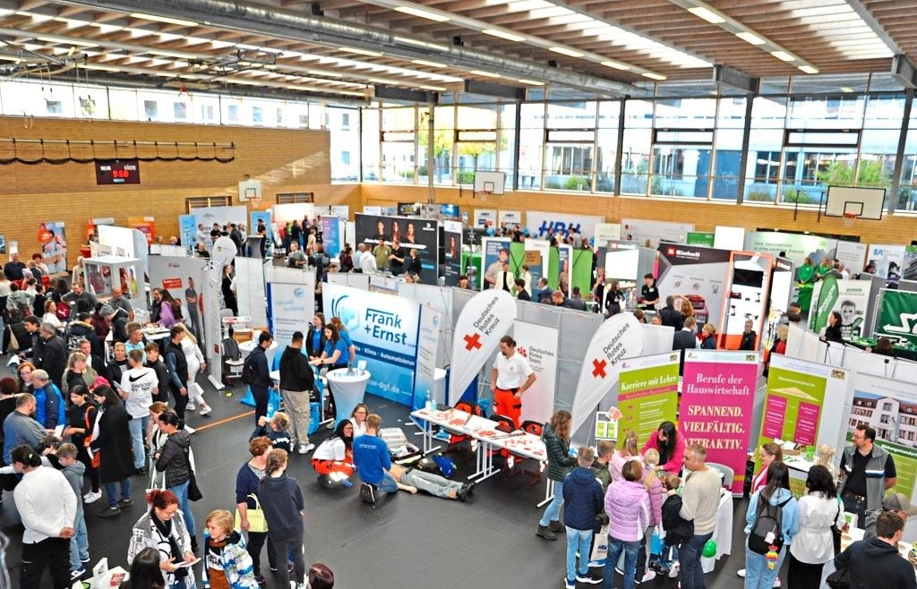 Ausbildungsmesse „Bleib hier“ war wieder ein Besuchermagnet – 105 Unternehmen stellten sich vor