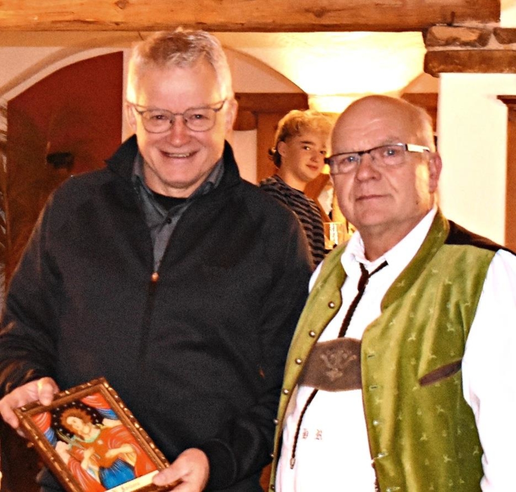 Böllerschützen marschieren in Wegscheid auf: Mit Donnerhall geht’s ins ...
