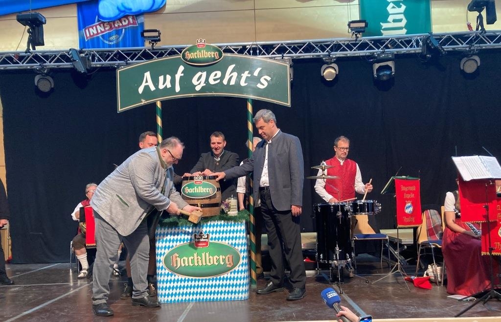 Passauer Maidult eröffnet: Söders „Höhepunkt der Woche“ im Video