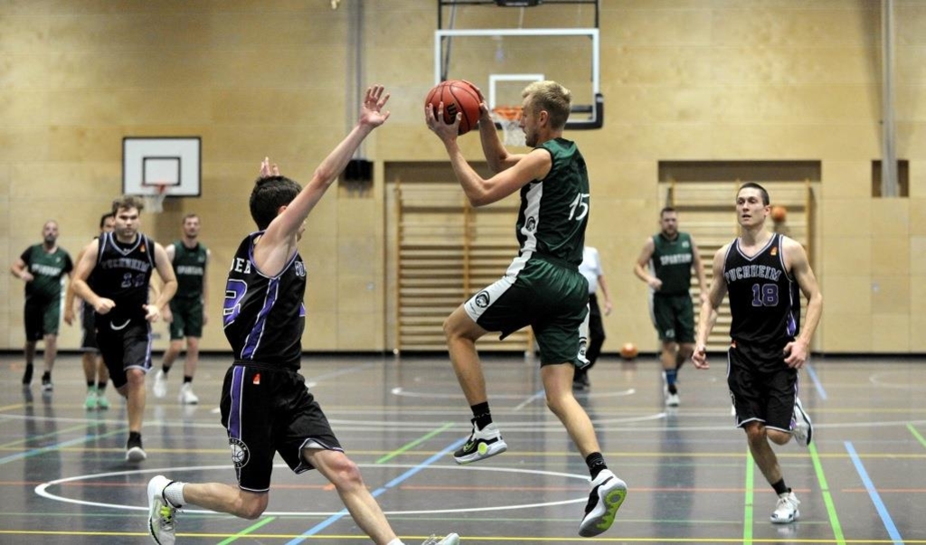 Er spielte in Schweden und Amerika: Benjamin Brink verstärkt Freyungs ...