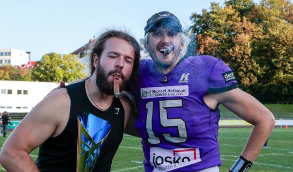 1000 Fans feiern Football-Party in Passau: Bilder rund um den Pirates ...