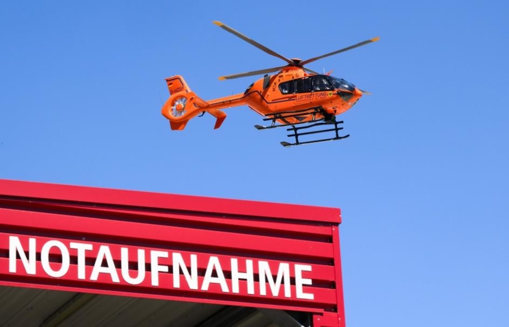 Körper schwer verbrannt: 18-Jähriger in Lebensgefahr nach Stromschlag ...