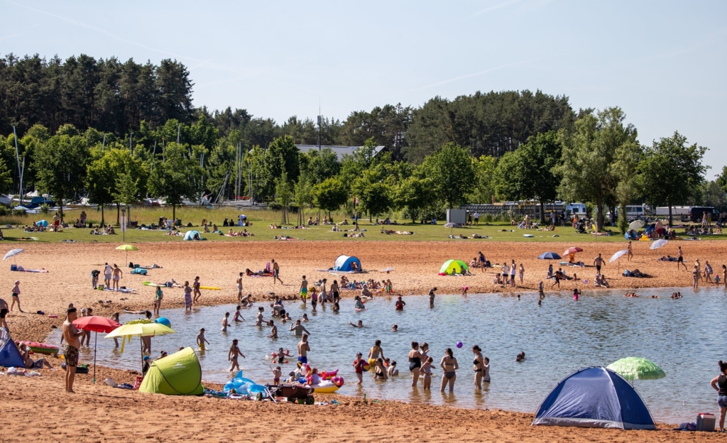 Fast in ganz Bayern mehr als 30 Grad - ab Montag Gewitter