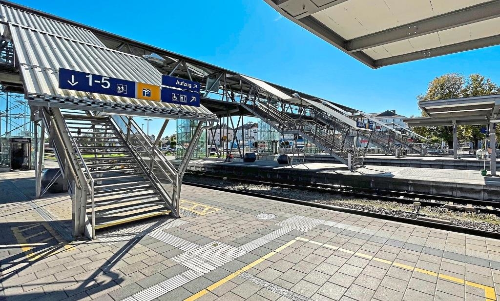 Was gegen Treppen zum Bahnsteig spricht