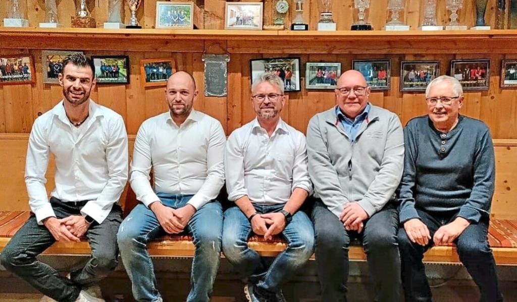 EC Wolfstein wählt Peter Ertl in Vorstandschaft