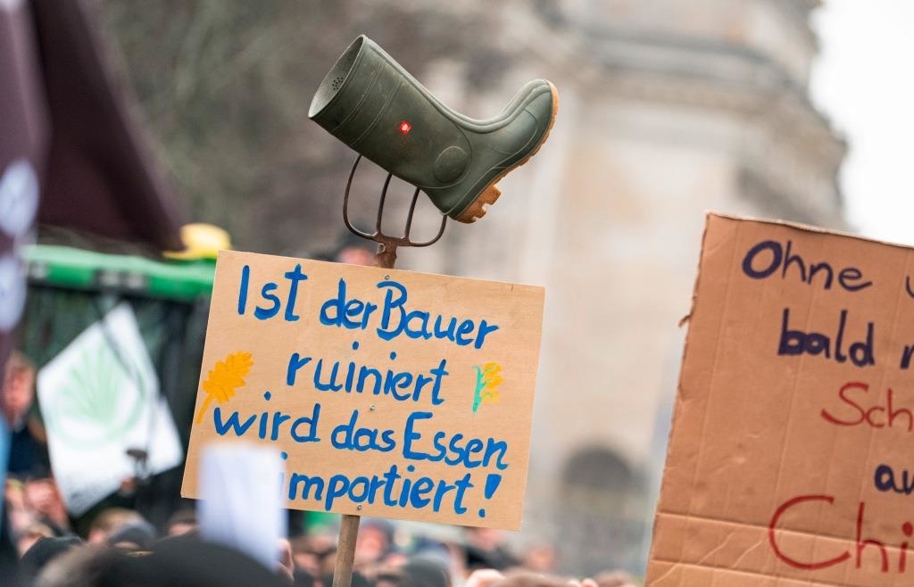 Bauern-Demos gegen Sparpaket zeigen Wirkung: Ampel will über ...